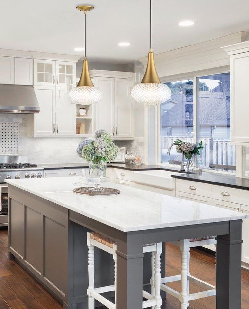 30+ Fancy Home Kitchen Design Ideas That Have An Elegant Looks