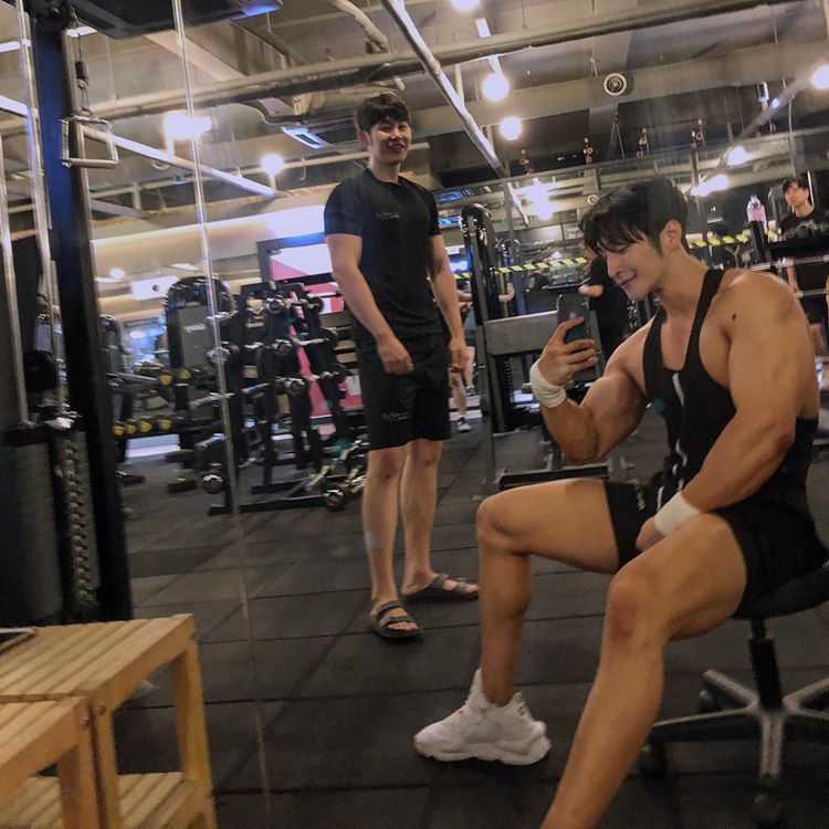 Muscle, Muscle, Muscle: Jun Cho