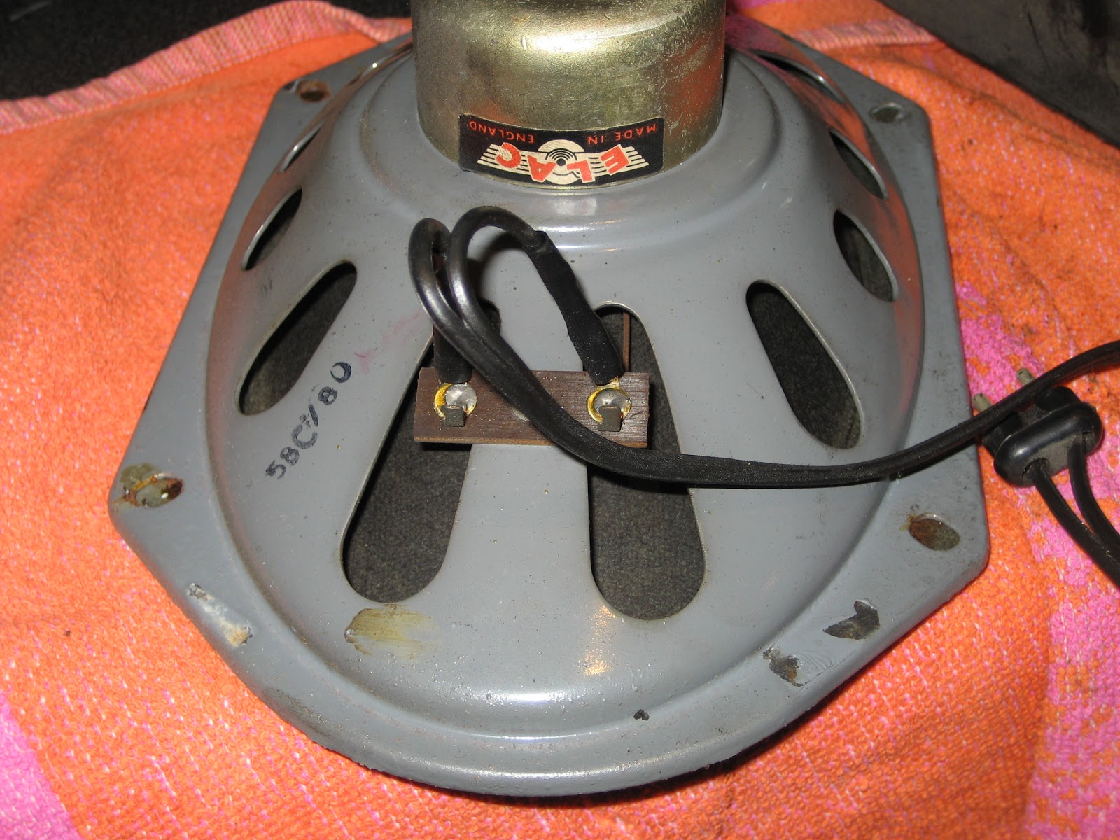 Austin Healey Sprite MK3 restoration: Cleaning and verifying the radio