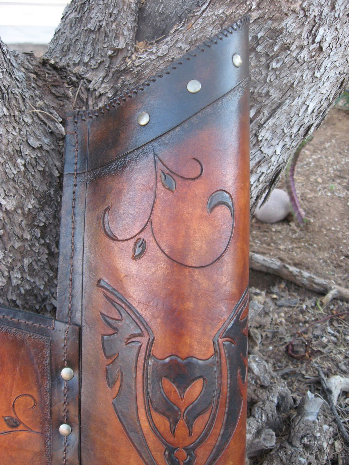 The Warlock's Home Brew: Leather Hip Quiver