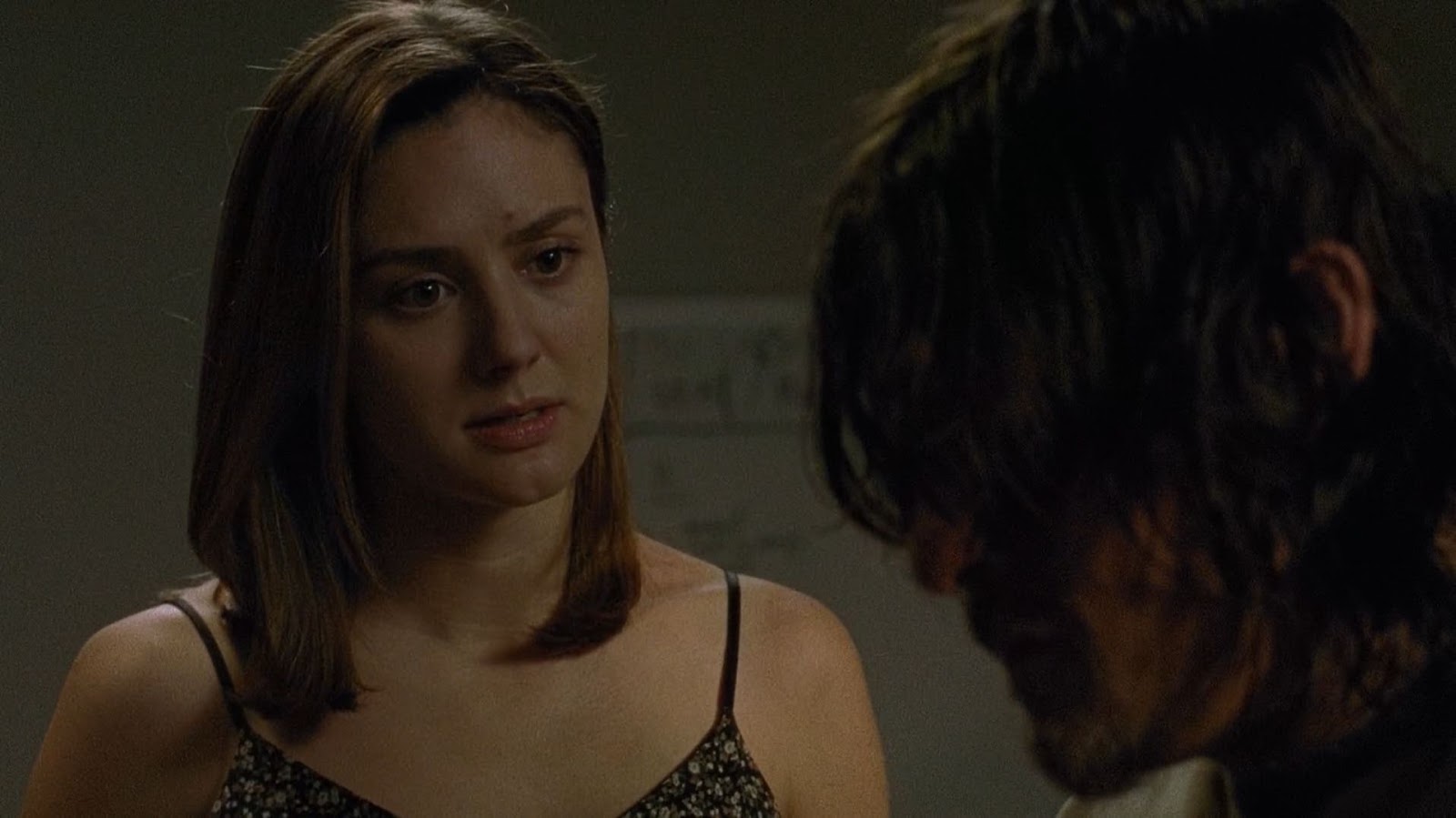 Dwight quickly runs into trouble as he tracks Gordon down. Dwight fails ...