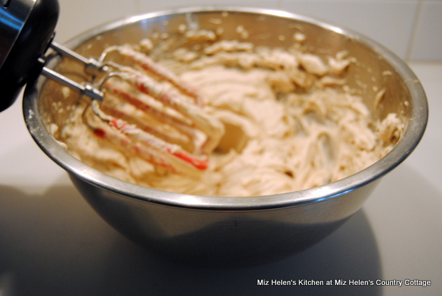 Strawberry Dessert Chalupa