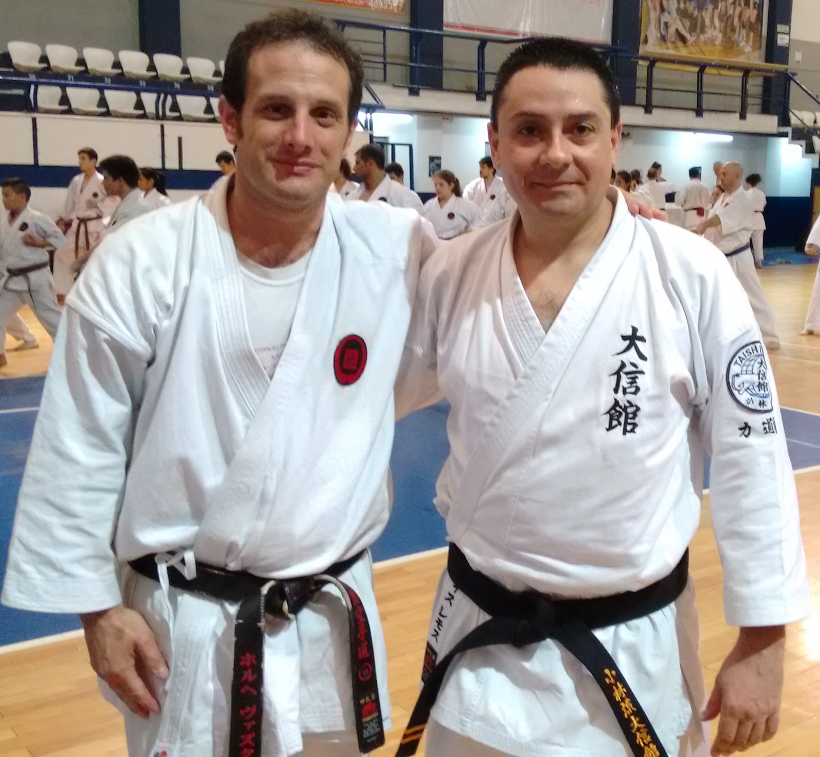 SHORIN RYU TAISHINKAN: SHORIN RYU TAISHINKAN EN EL SEMINARIO DE NAKAMURA TETSUJI SENSEI DE GOJU ...