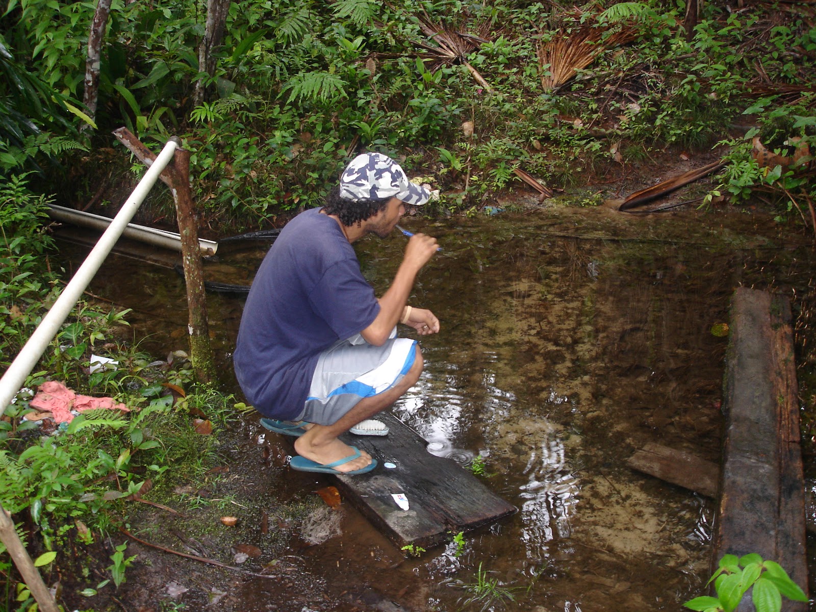PROJETO POVOS RIBEIRINHOS: COMUNIDADE INDÍGENA DO IGARAPÉ BRANQUINHO
