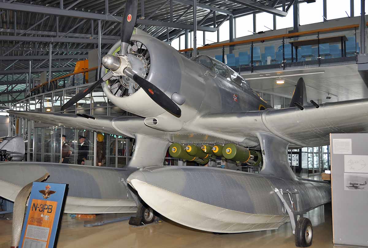 nhungdoicanh: Northrop N-3PB Nomad