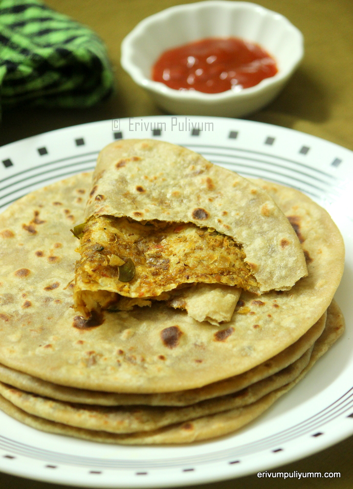 Erivum Puliyum: Beef Paratha | Erachi (Meat) Paratha ~ Step by Step Pics