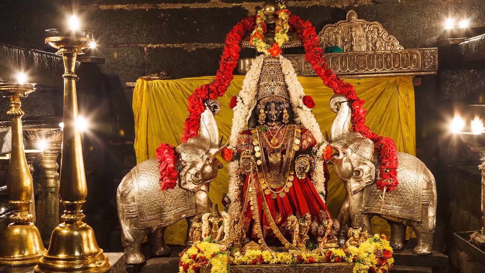 Navaratri Celebrations - Udupi Sri Krishna Alankara - Happiest Ladies