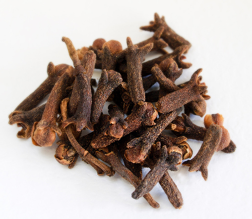 Ayurveda el arte de vivir: El clavo, una botica natural