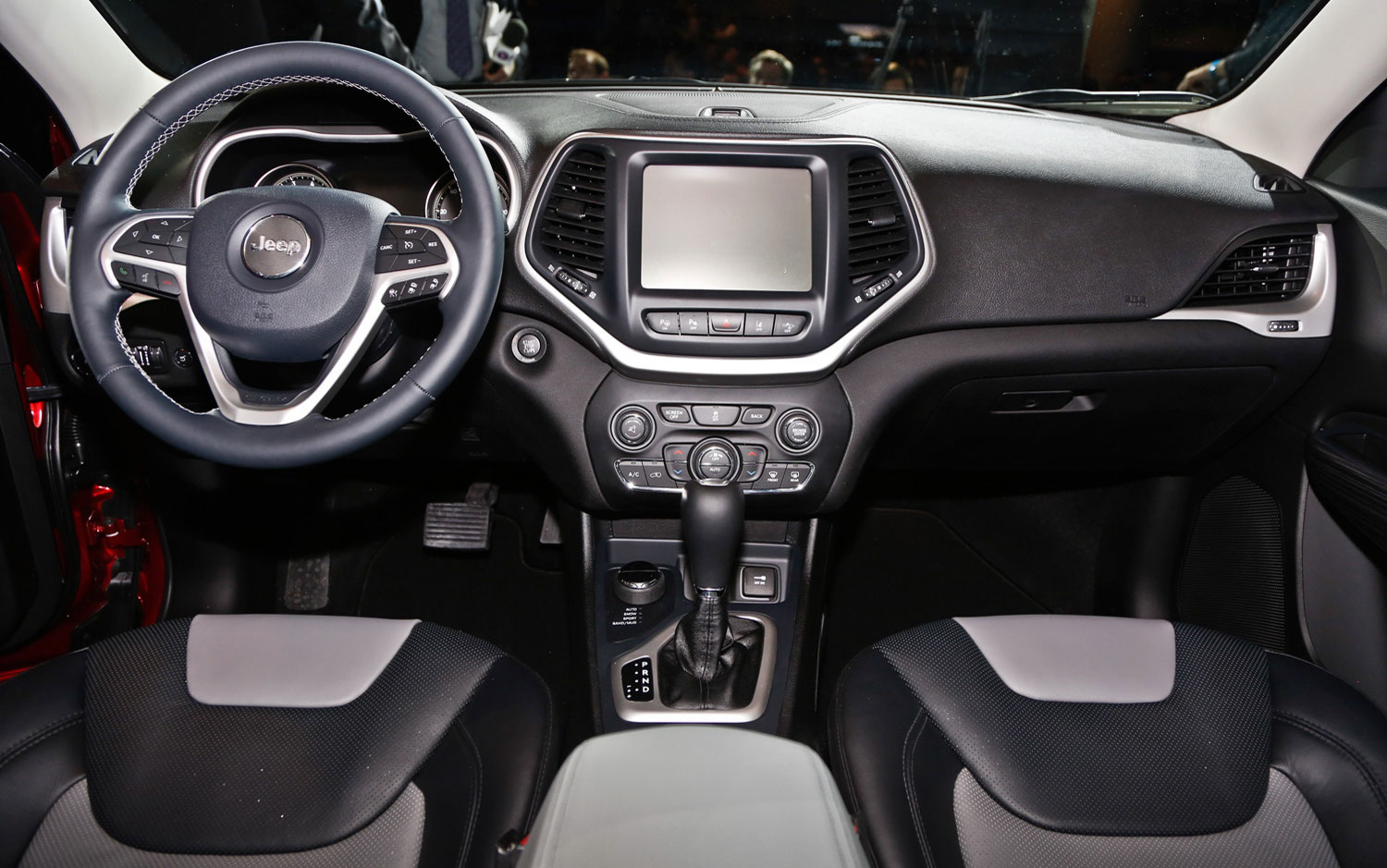 2014 Jeep Cherokee First Look | Cars Model 2013 2014