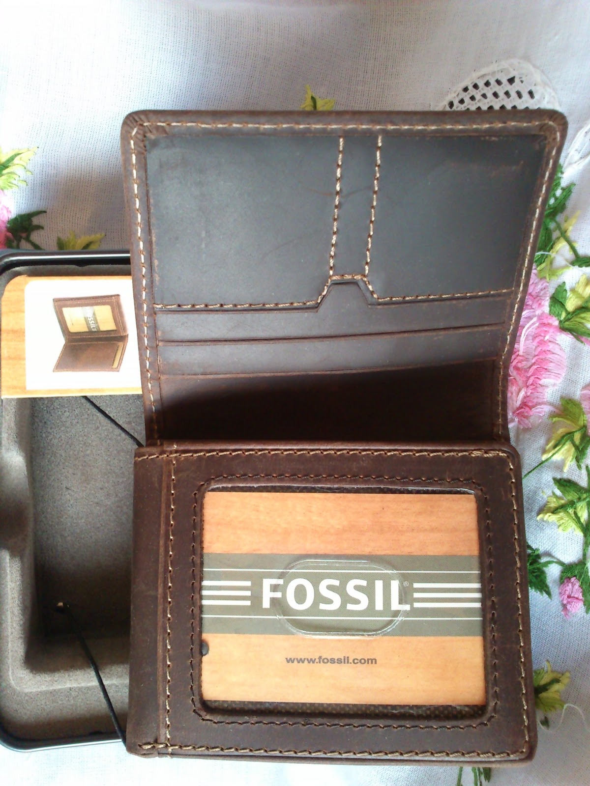 BRANDED ITEM FOR LESS: New Arrival of Fossil Mens Wallet