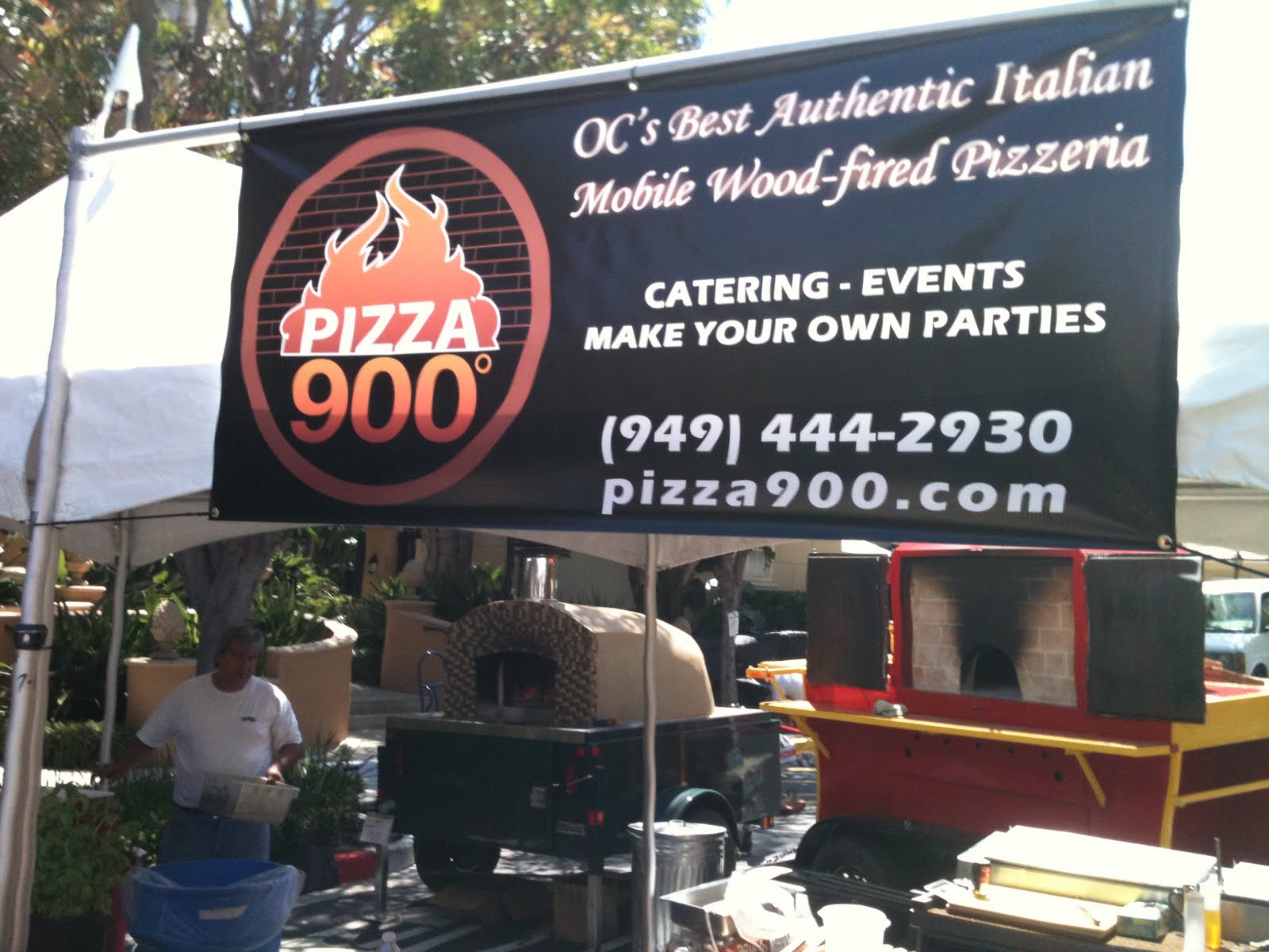 Pizza 900 Mobile wood fired italian pizzeria