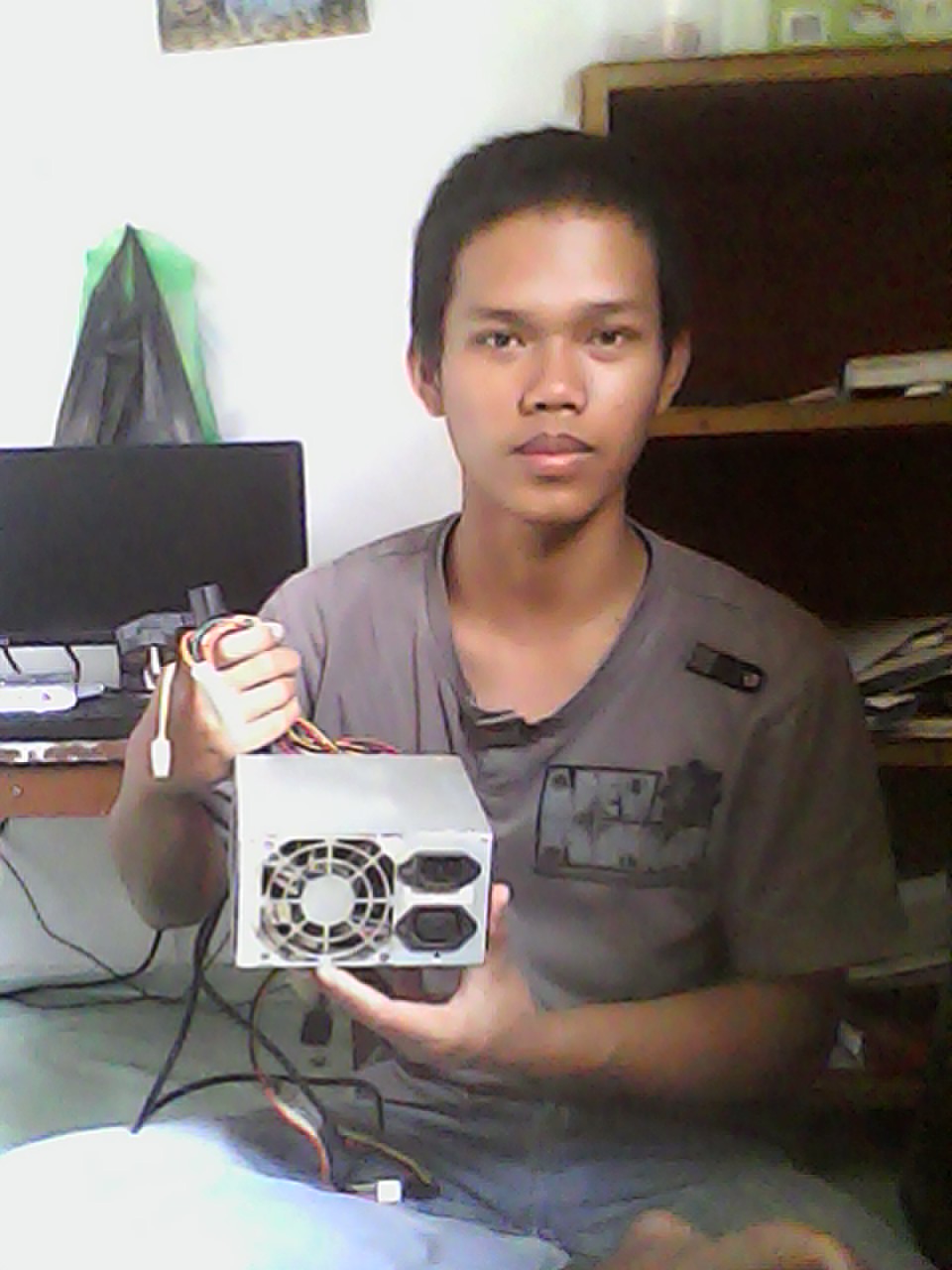 Seranggamuda Blog: Tugas Dasar Komputer dan Pemograman