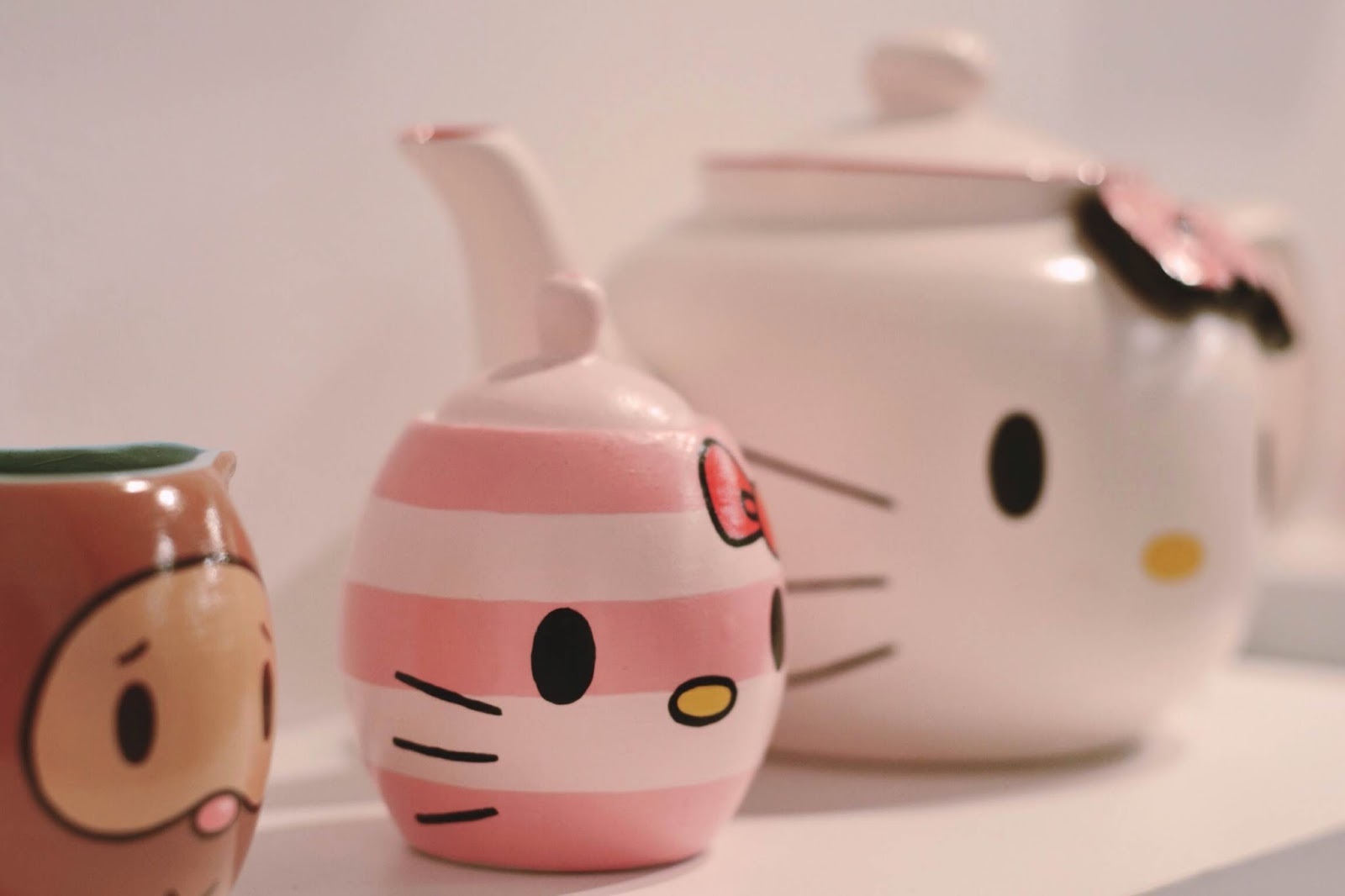 Do Tell, Anabel: My Favorite Details From the First-Ever Hello Kitty ...