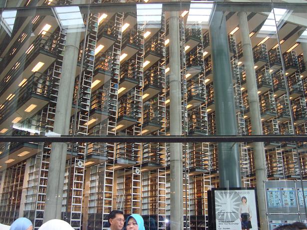 Universiti Teknologi Petronas Graduation Day Roundup...