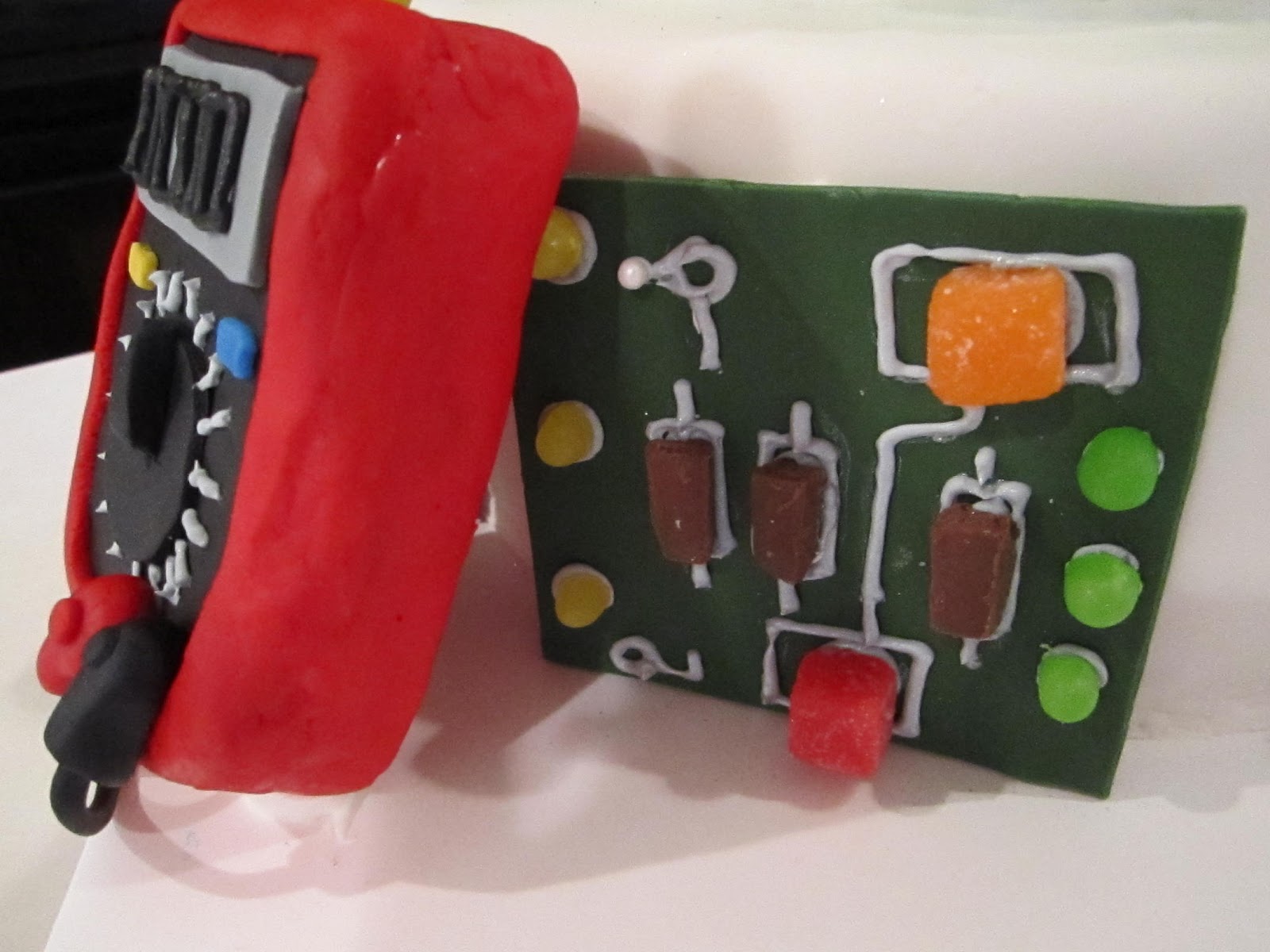 Frosted Insanity: Electrical Engineer Cake