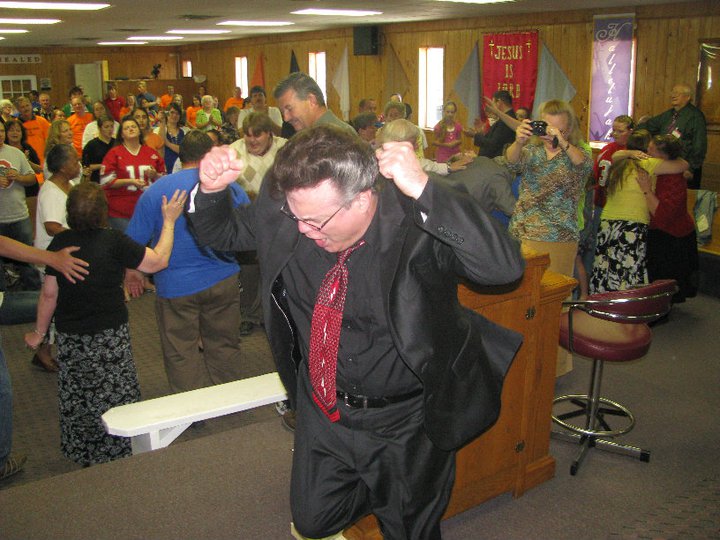 Shipslog: Holy Rollers, Mormons and them Amish folk