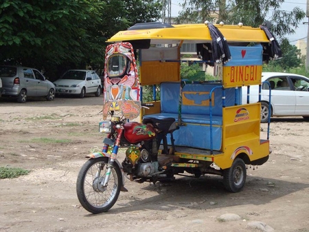 Spreebird-Trend and Culture: Qingqi Rickshaws