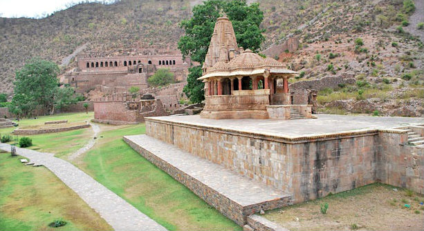 Haunted India: Myths / Legends of Bhangarh Fort