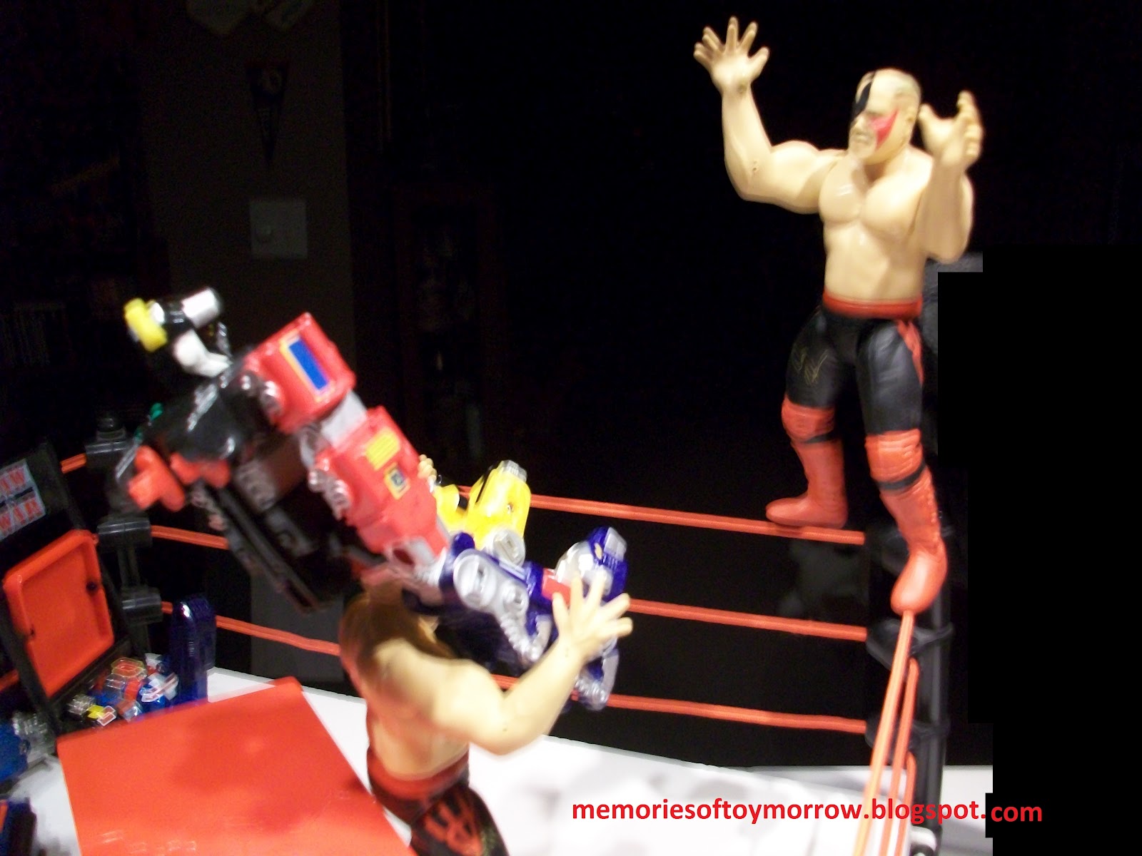 Memories of Toymorrow: The Voltron Robots win the WWF titles....and ...