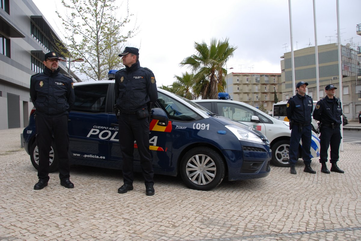 Bienvenidos a PORTUGAL|Bem vindos a ESPANHA (PSP)