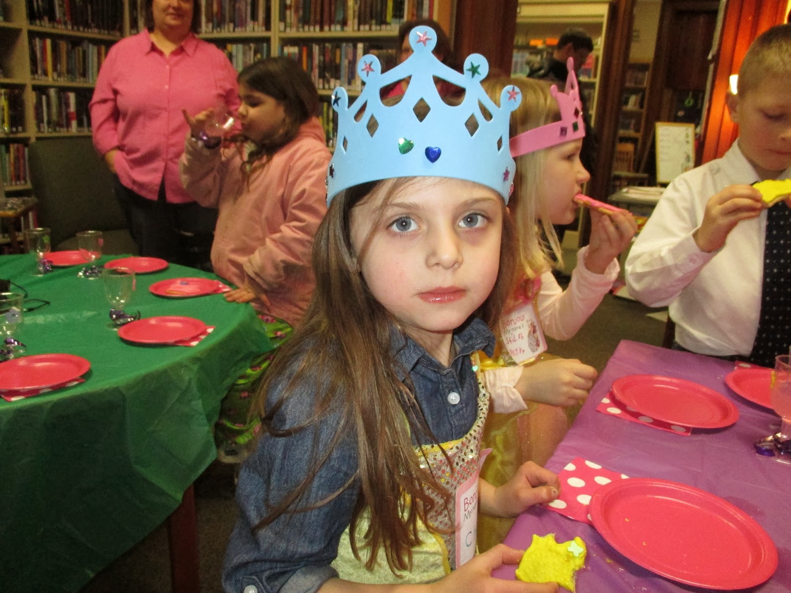 Pixelbeard the Librarian: Ooh La La! It's a Fancy Nancy story time soiree!