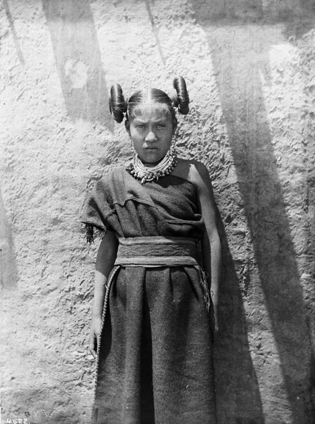 Hopi Women