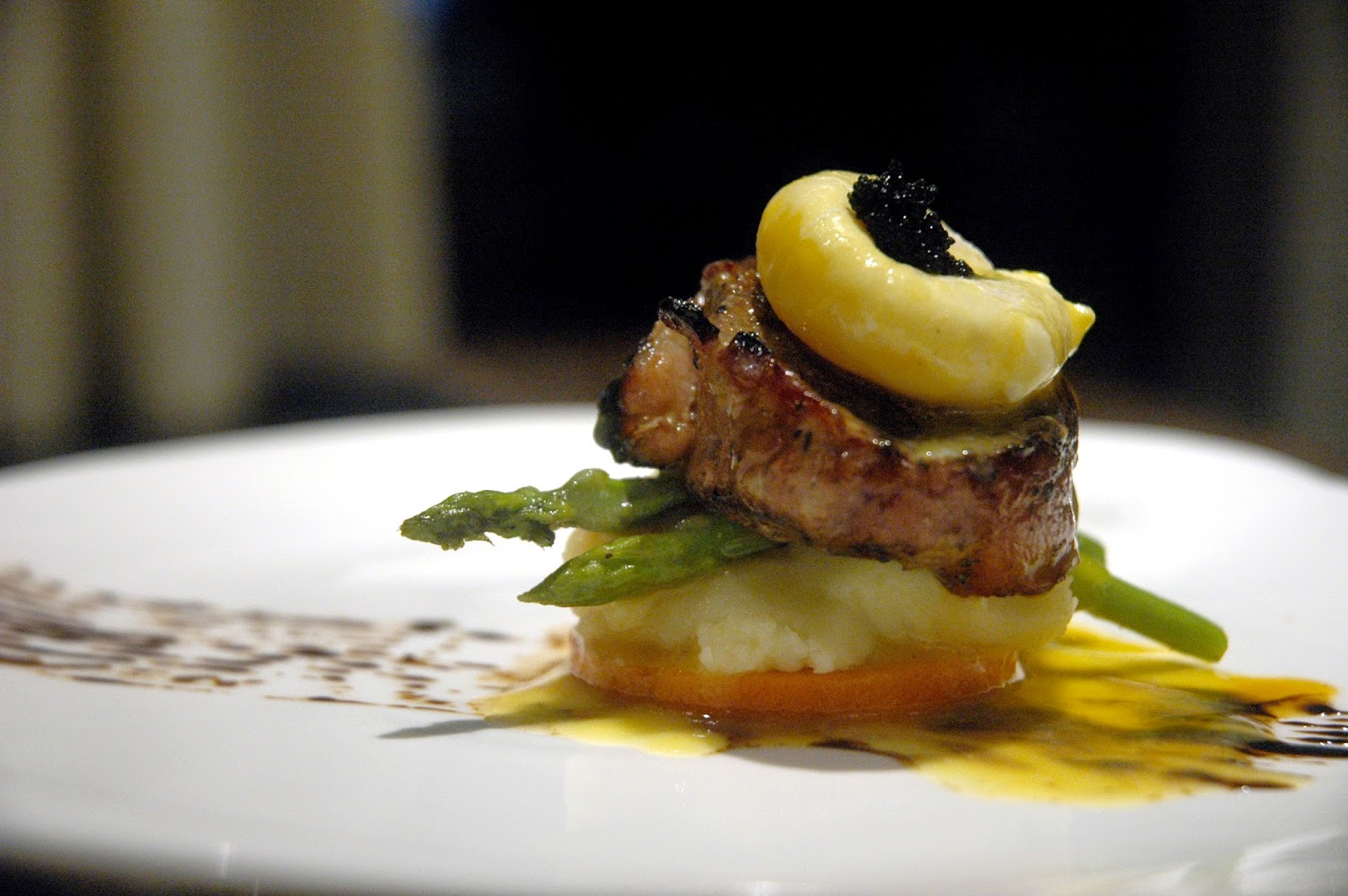 DUDE FOR FOOD: A New Dining Experience at Niu by Vikings