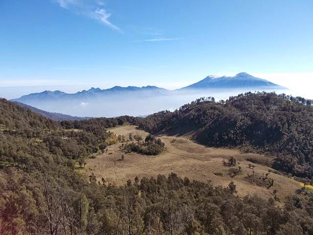 Jalur Pendakian Gunung Butak Blitar Yang Sering Dilalui | Pengetahuan ...