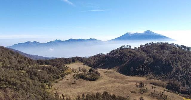 Jalur Pendakian Gunung Butak Blitar Yang Sering Dilalui | Pengetahuan ...