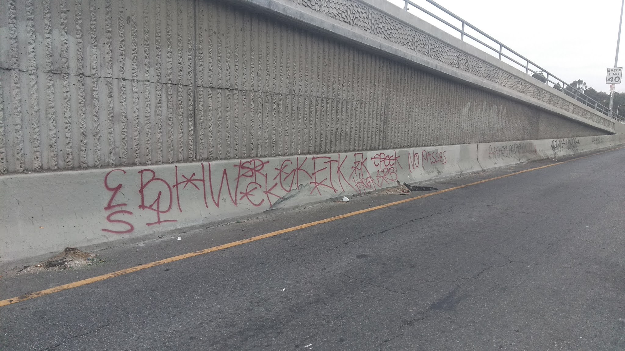 blood gangs graffiti: Bounty hunter watts blood