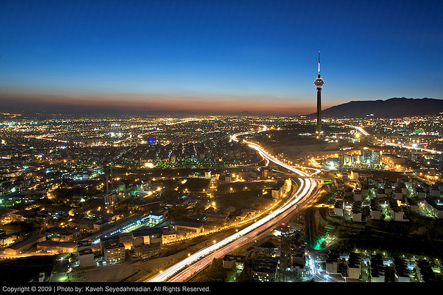 Urban Research: Governance of Tehran City - Region: Challenges and Trends