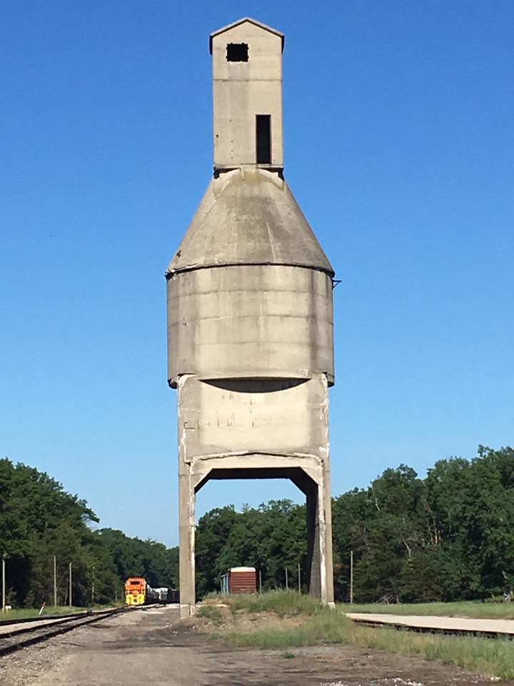 Towns and Nature: Baldwin, MI: C&O/PM Coaling Tower