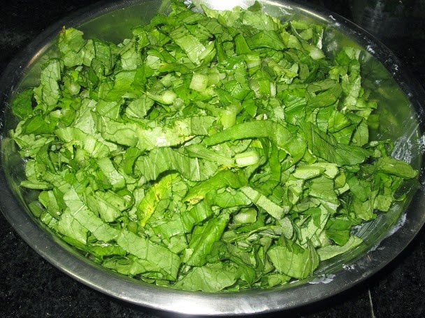 Sindhi Food Mazaa: MOORI JE PATTAN JO SAAG