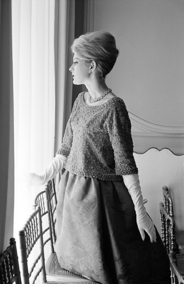 Stunning Fashion Photography by Tony Vaccaro in the 1950s and ’60s ...