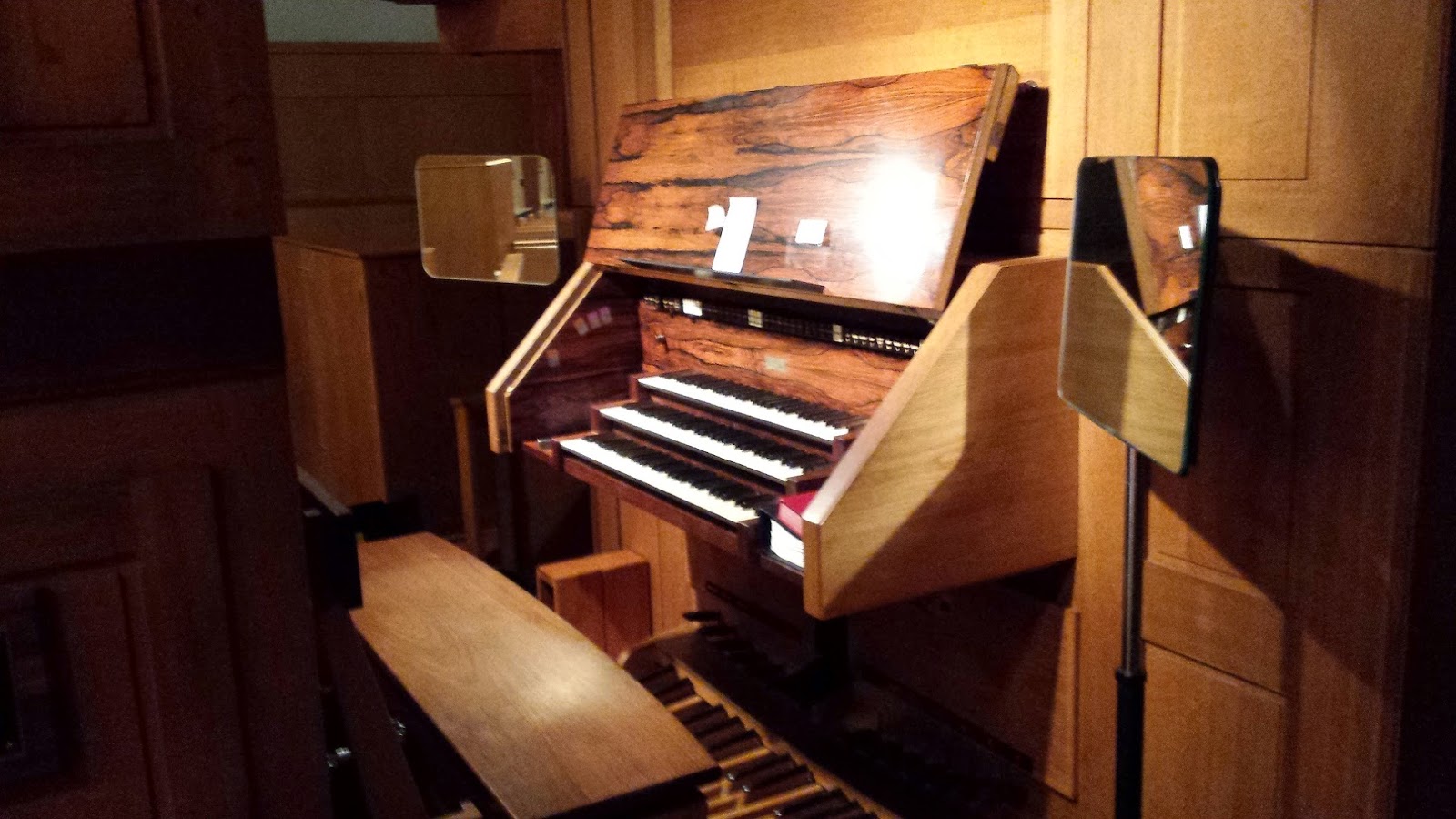 Vintage Metalworks: Maybe this organ repair might becoming a thing....