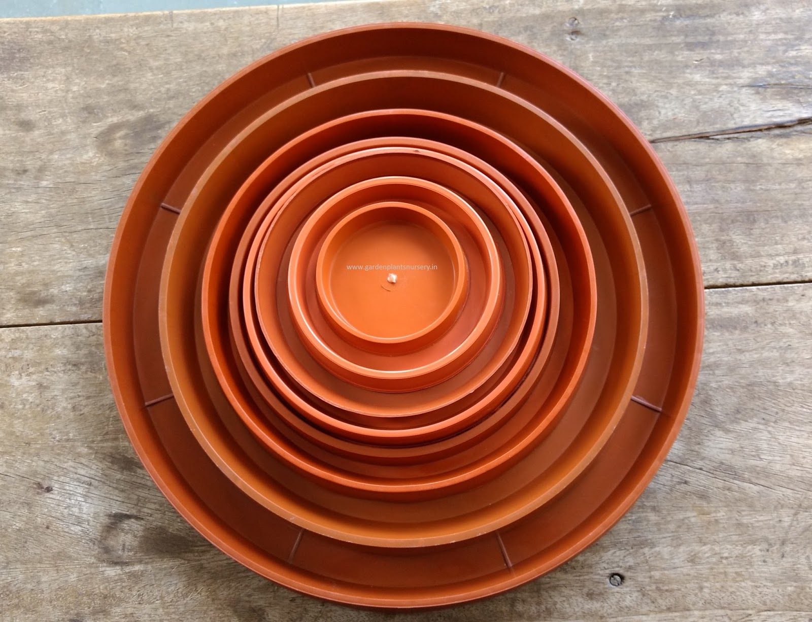 Plastic Pot Bottom Trays, Saucers Supplier in India: Plastic pot bottom ...