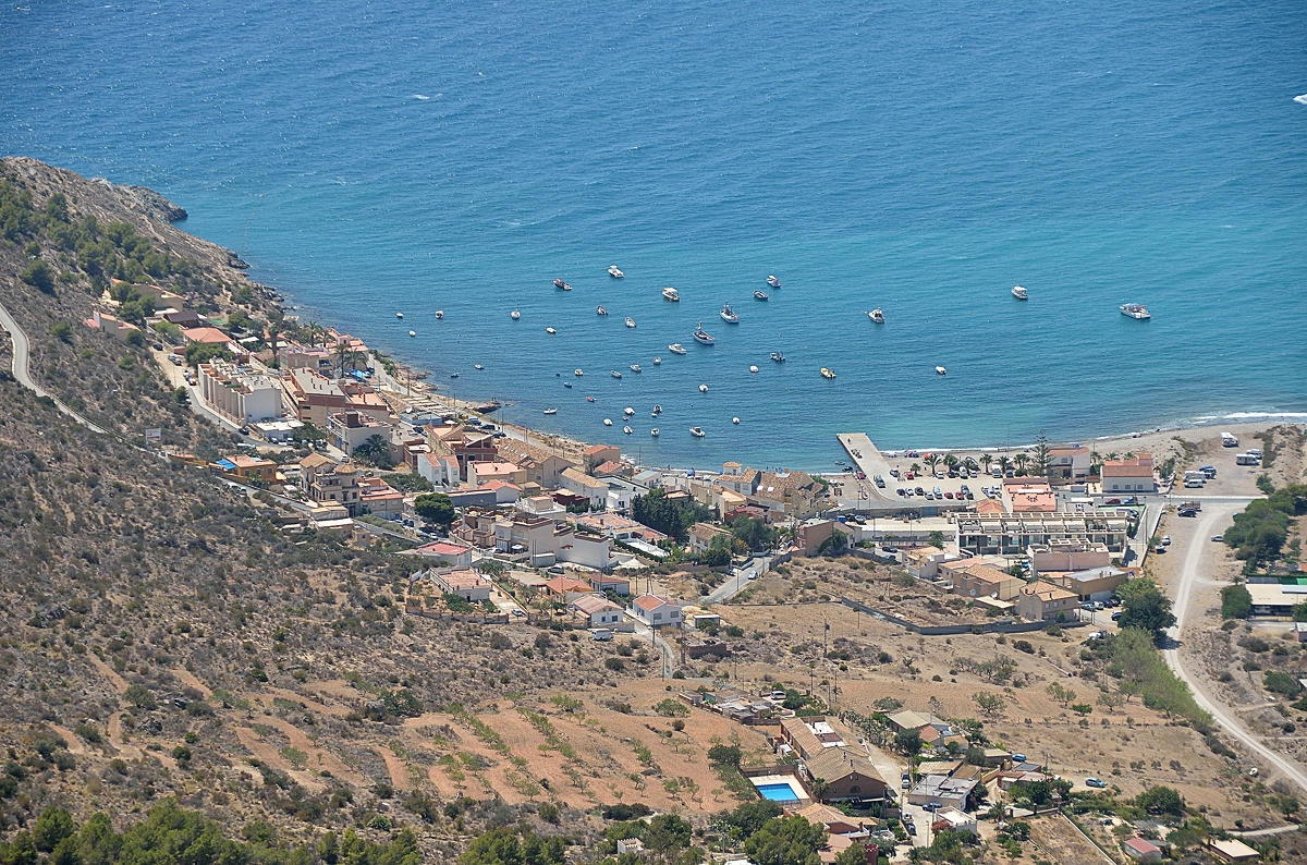 Tom and Margot's Adventures in Photography: Cabo Tiñoso