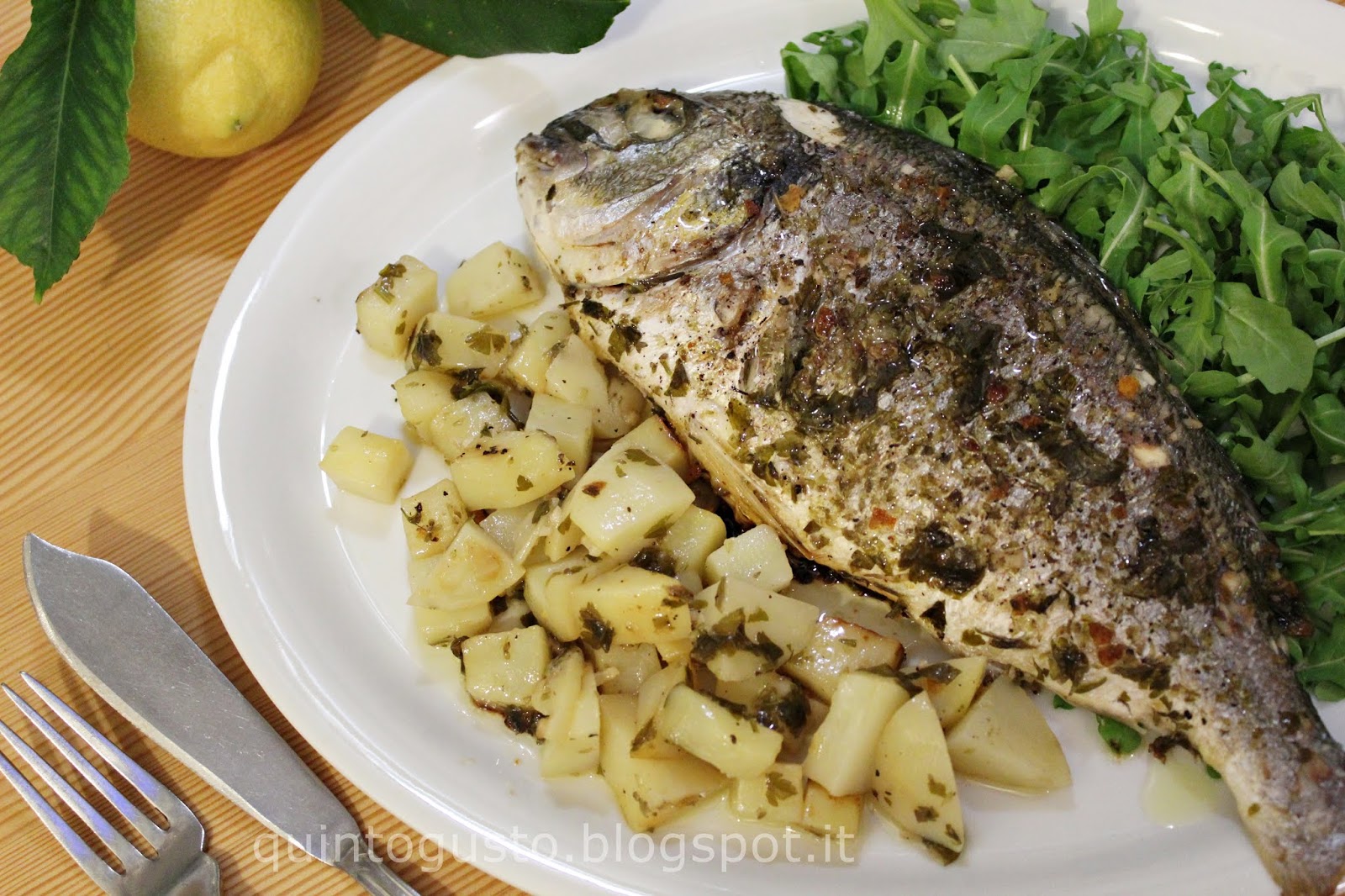 Orate con patate in padella | Apriti Sesamo - Cucina greca e non solo