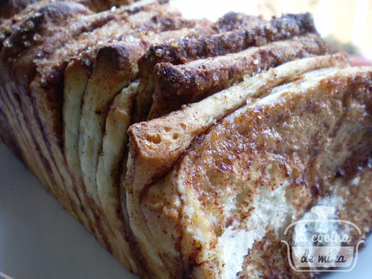 PAN CON AZUCAR Y CANELA