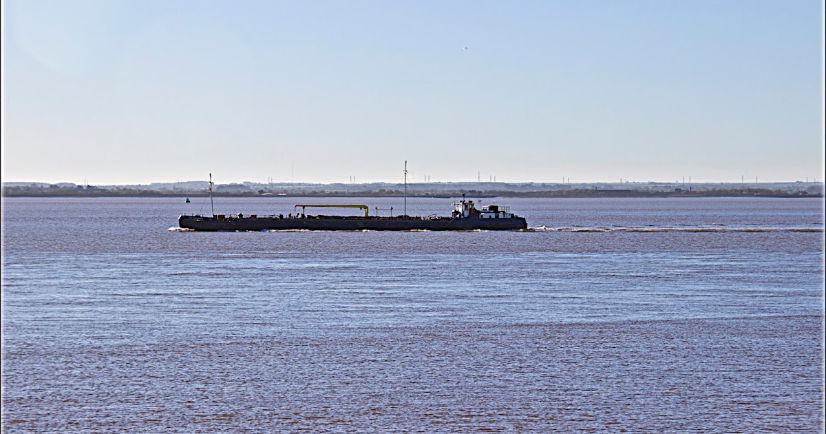 Brian's Blog: River Humber from the North-Sea Ferries terminal King ...