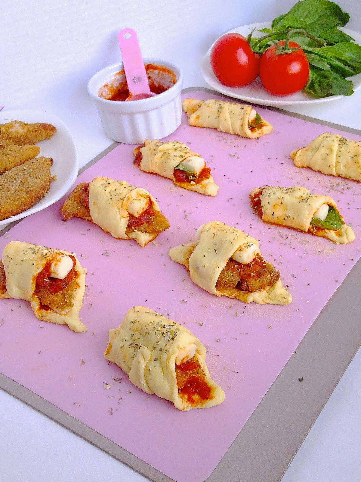 Caprese Crescent Rolls (with low fat option) - The Lindsay Ann