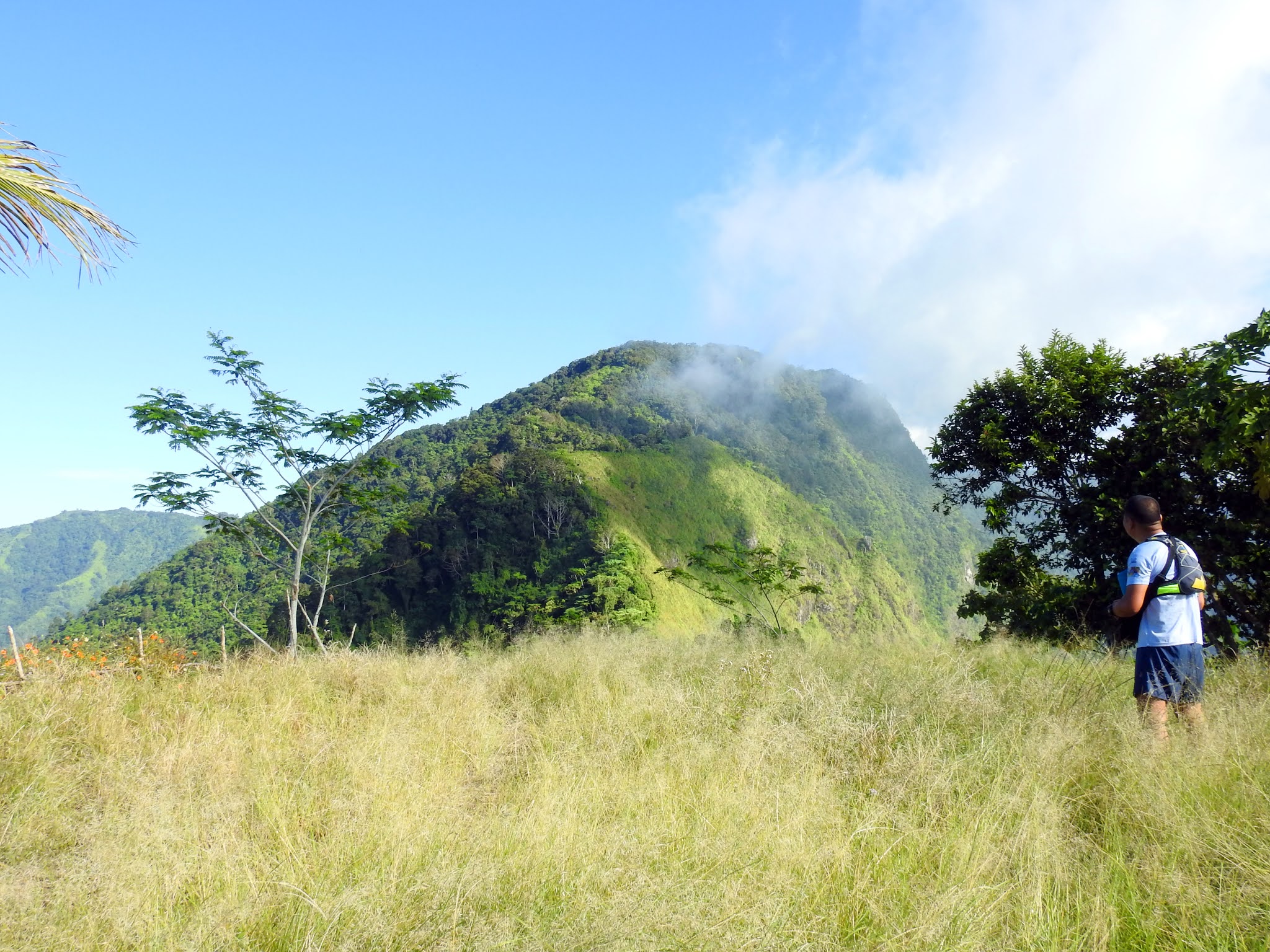 LOGSAC: Loay-Baryara-Biyaon Trilogy Day Hike