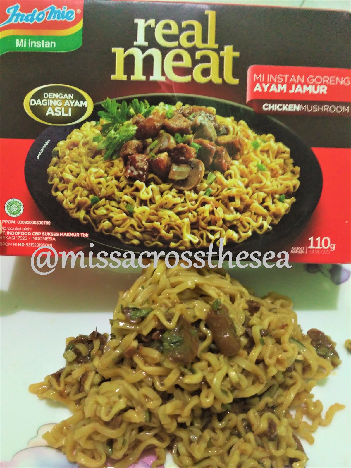 Trying Bakmi Mewah and Indomie Real Meat - Miss Across the Sea