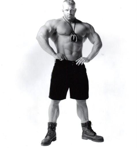 LA PERFECTION FAITE HOMME: SCOTT MILNE 01