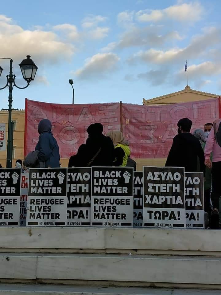 ΚΟΙΤΑΞΤΕ ΤΟΝ ΚΑΘΡΕΠΤΗ ΚΑΙ ΦΤΥΣΤΕ ΤΟΝ ΕΥΑΤΟ ΣΑΣ | ΑΣΥΜΠΙΕΣΤΟΣ - ΕΛΛΗΝΕΣ ...