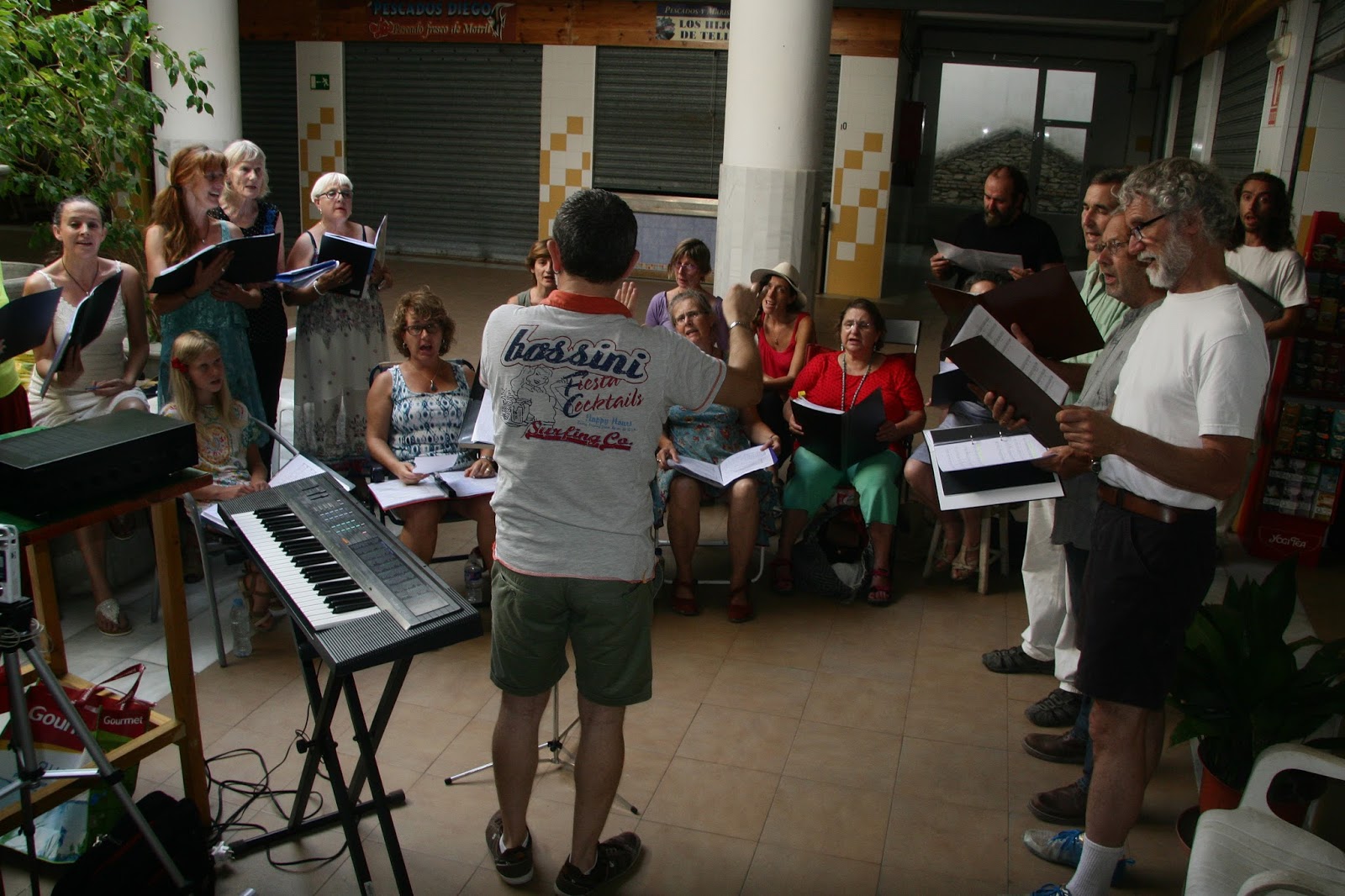 PROFESOR DE CANTO. CLASES DE CANTO EN GRANADA: Coro En-Canto