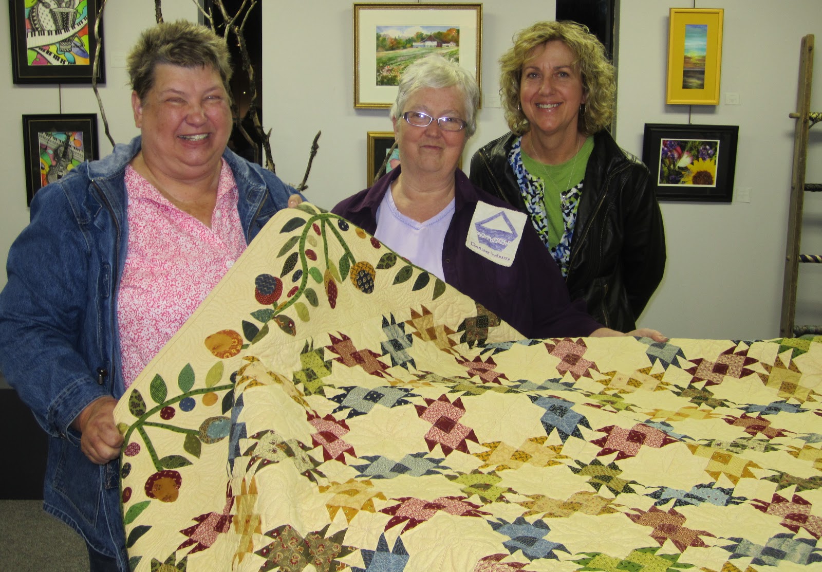 Mountain Laurel Quilt Guild: 2012 Raffle Quilt Winner