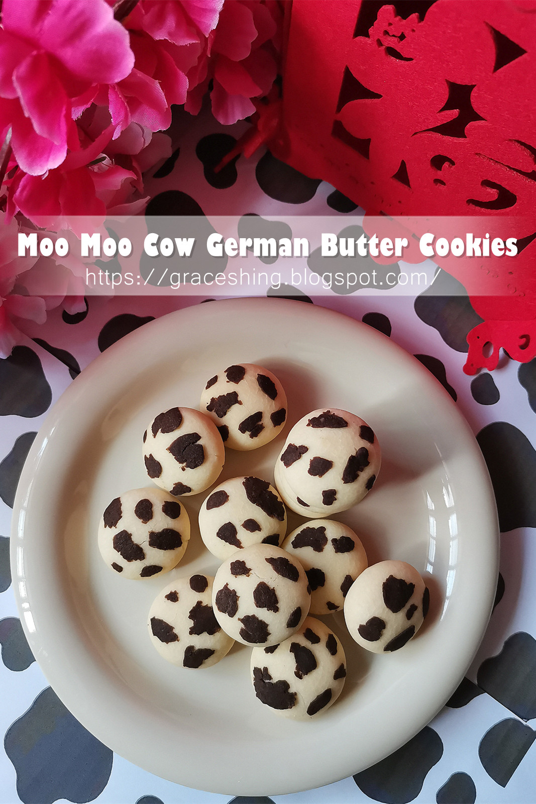 Grace's Blog 欣语心情: 金牛迎春 ~ 哞哞牛德国酥饼 Moo Moo Cow German Butter Cookies