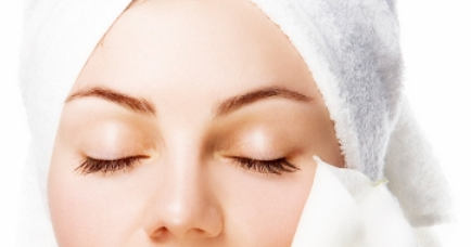 Tips Cantik 7: Mengenal 3 Jenis Kulit Wajah (Normal, Berminyak dan ...