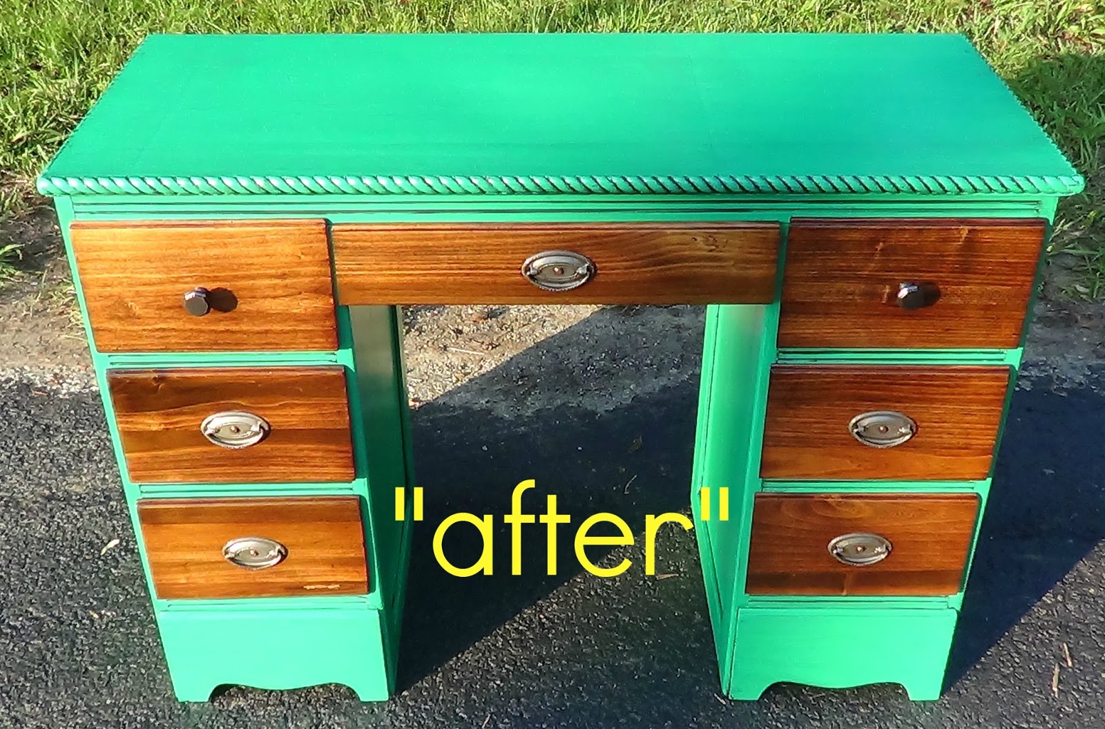 That's Not Junk...Refurbished Recycled Furniture: Emerald Green Desk